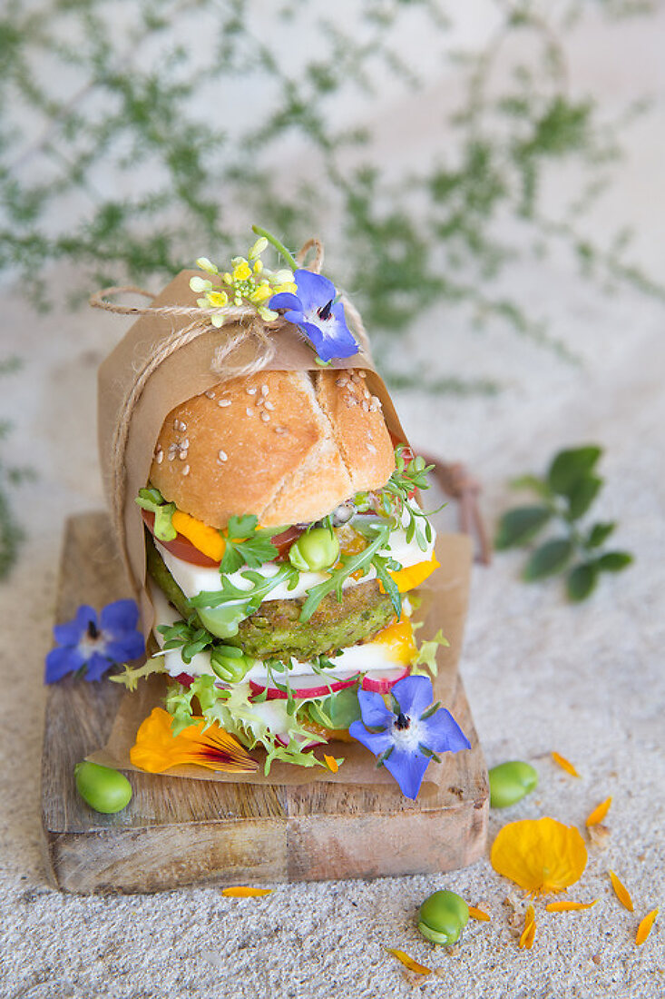 Summer Broad Beans Feast – License Features – 12883428 House of Pictures