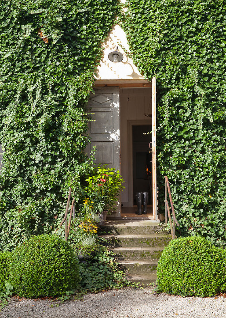 Rectory Renovation – License Features – 13266400 House of Pictures