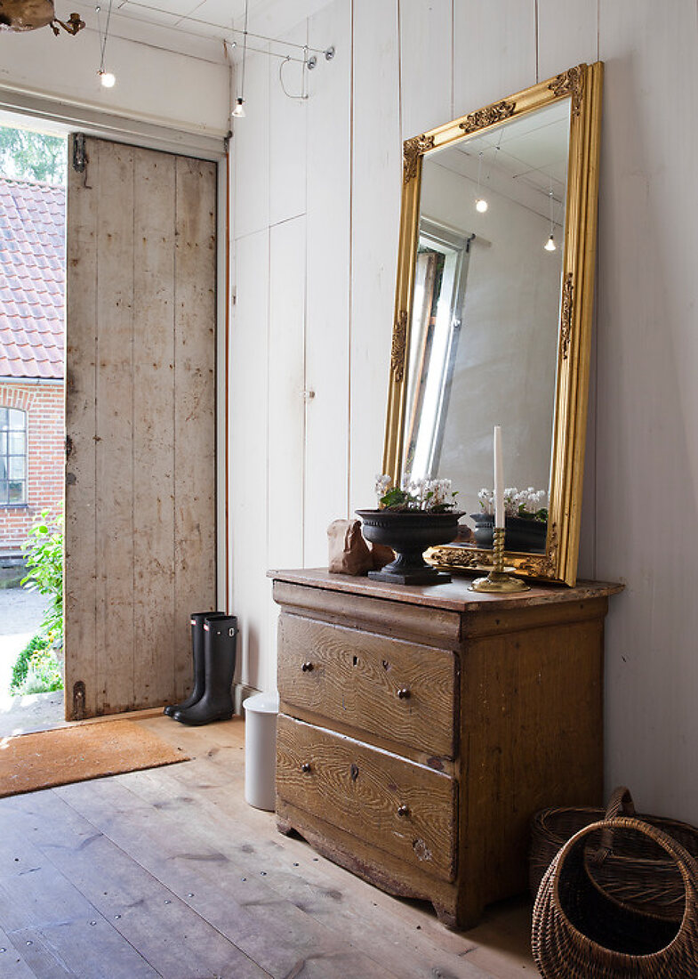 Rectory Renovation – License Features – 13266400 House of Pictures