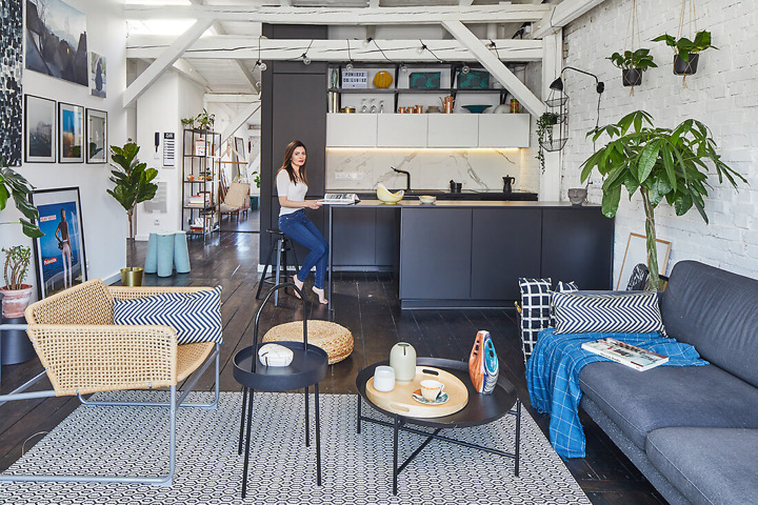 Eclectic Attic Created by an Art Lover – License Features – 13229473 ...
