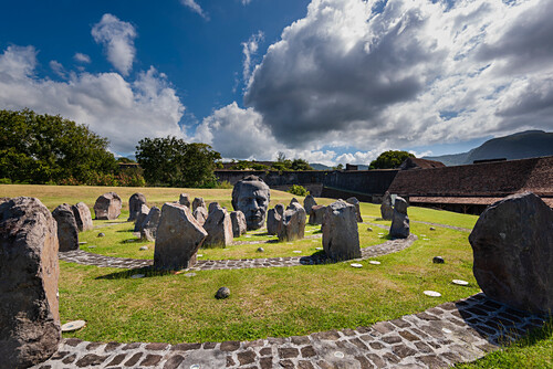 Memorial stone Photos – License unique travel photos lookphotos