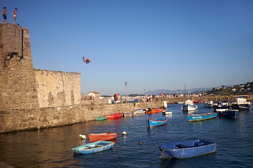 Ciboure Photos – License unique travel photos lookphotos