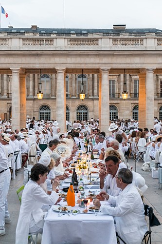 White dinner Photos – License unique travel photos lookphotos